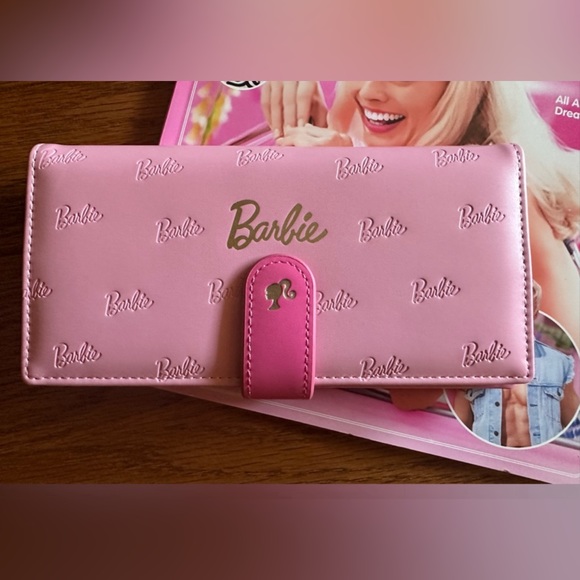 BARBIE x MINISO | Bags | Barbie Miniso Wallet 223 New | Poshmark